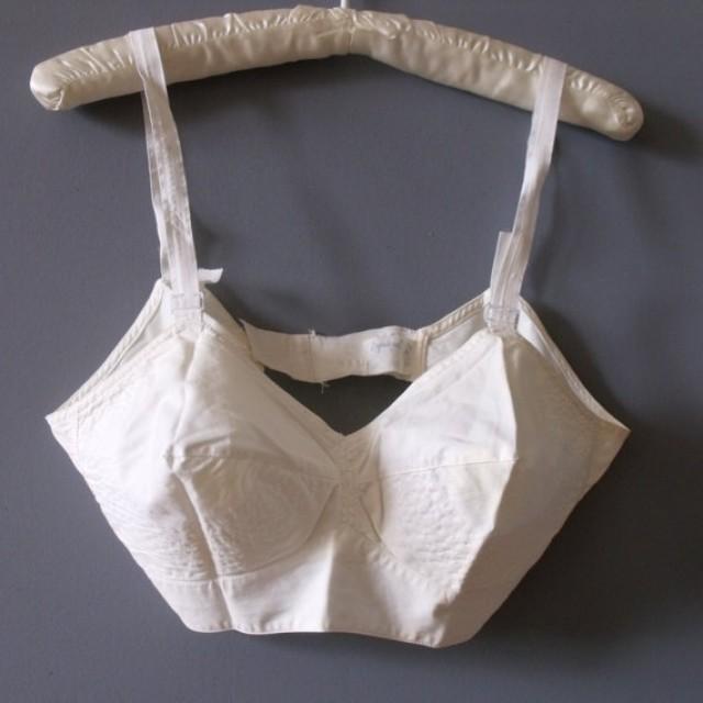Sale 1950s Lingerie Vintage 1950s Bra By Exquisite Form White
