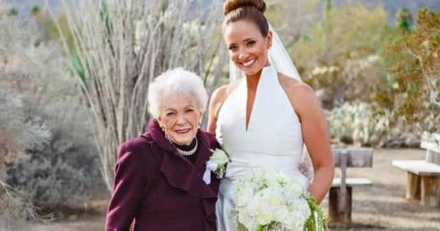 95 Year Old Grandma Proves Youre Never Too Old To Be A Flower Girl